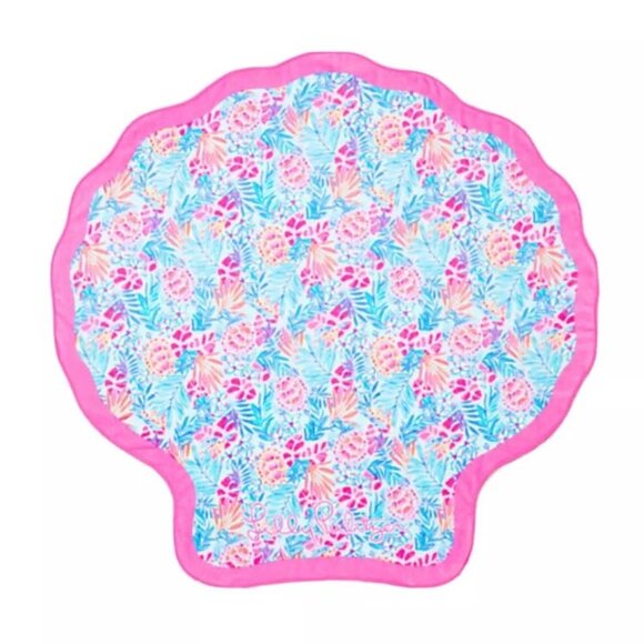 Lilly Pulitzer | Bath | Lilly Pulitzer Critter Shell Beach Towel Sea ...